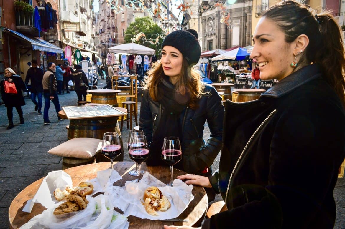 Travel Tips: What to Eat in Napoli! | Secret Food Tours