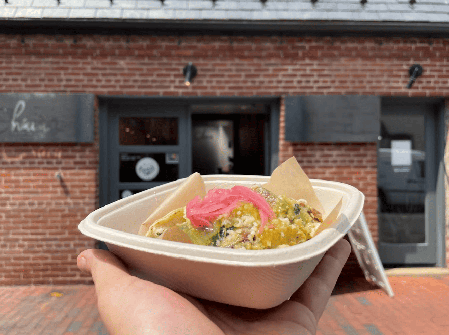 The Rise and Reign of Georgetown Cupcakes: A Washington DC Food Tours ...