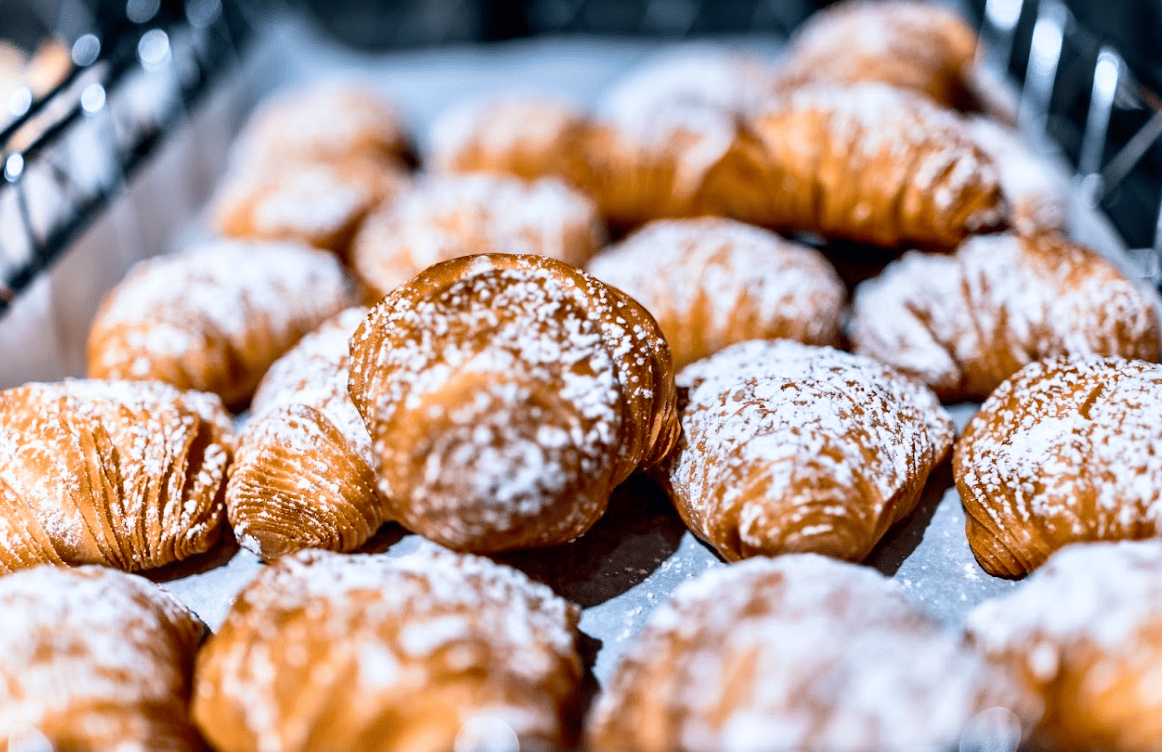 Naples Street Food Tour: A Guide to Authentic Neapolitan Snacks ...