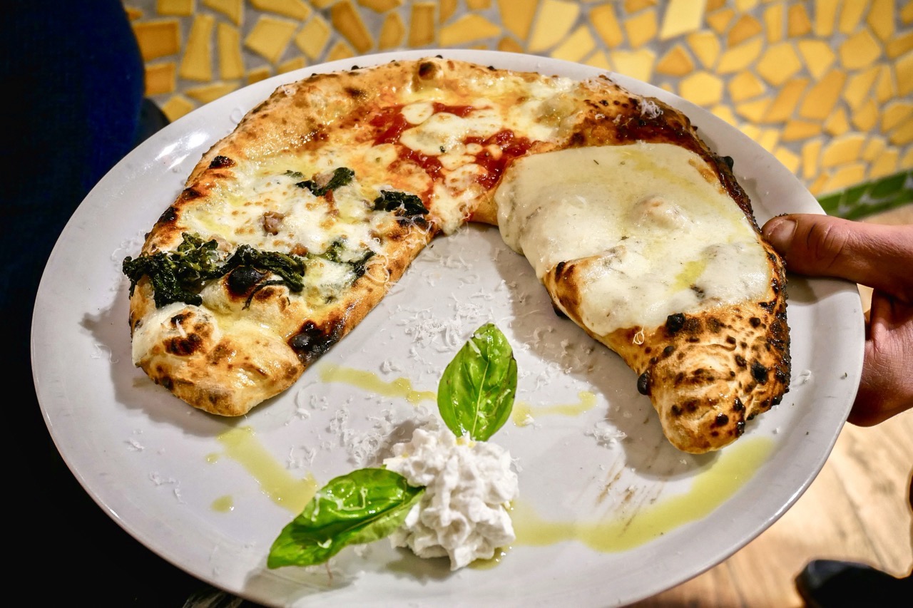 Food In Naples Italy: The History of Pizza